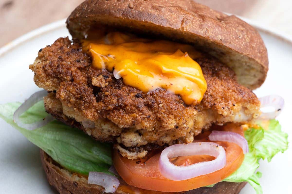 Koolhydraatarme kipburger - Lowcarbchef.nl